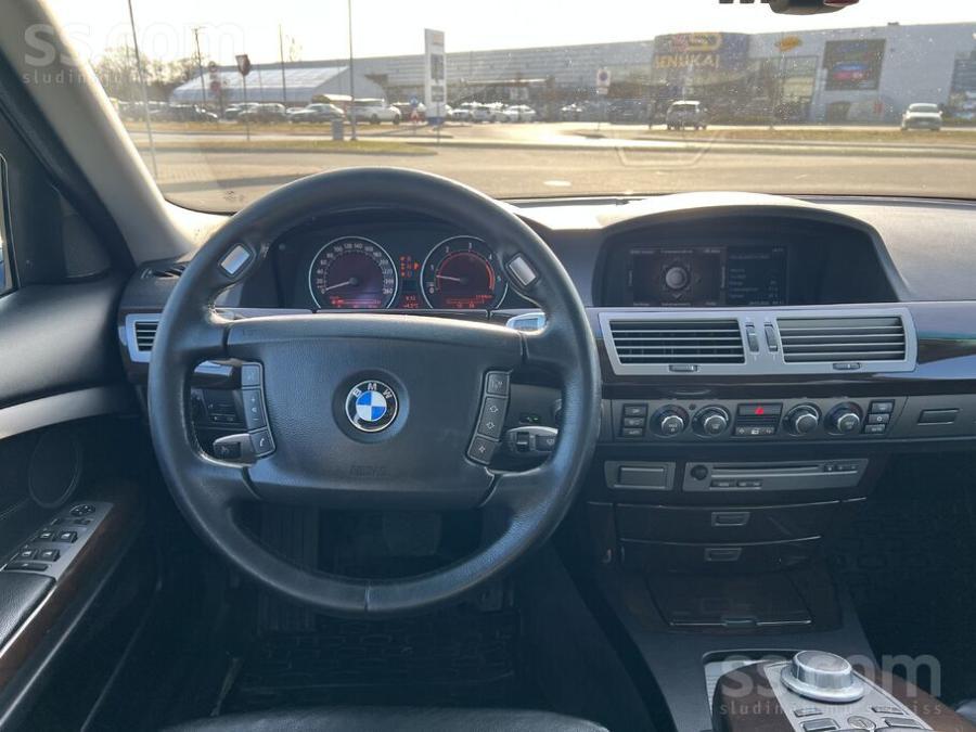 Pelēks BMW 730 2006 Rīga, ar dzinēja tilpumu 3.00 L un nobraukumu 262 tūkst. km par 6500 €, foto 13 vietnē AUTOMOTO.COM.LV