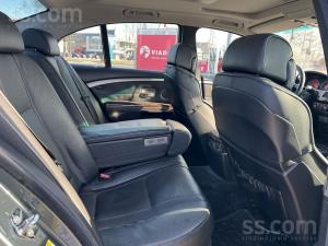 Pelēks BMW 730 2006 Rīga, ar dzinēja tilpumu 3.00 L un nobraukumu 262 tūkst. km par 6500 €, foto 14 vietnē AUTOMOTO.COM.LV