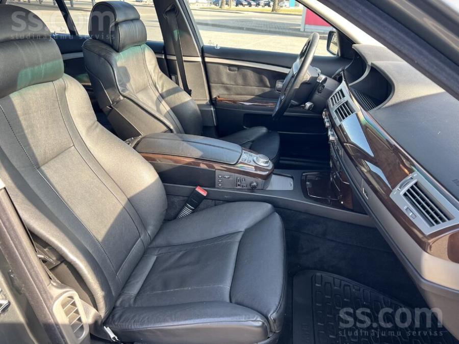 Pelēks BMW 730 2006 Rīga, ar dzinēja tilpumu 3.00 L un nobraukumu 262 tūkst. km par 6500 €, foto 15 vietnē AUTOMOTO.COM.LV