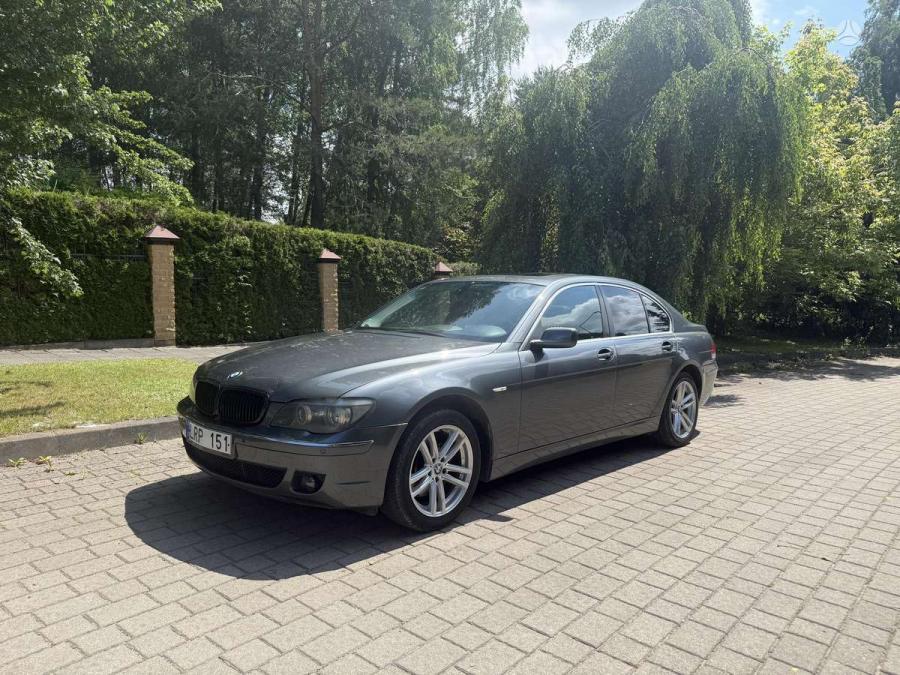 Pelēks BMW 730 2006 Viļņa, ar dzinēja tilpumu 2.99 L un nobraukumu 350 tūkst. km par 2999 €, foto 3 vietnē AUTOMOTO.COM.LV