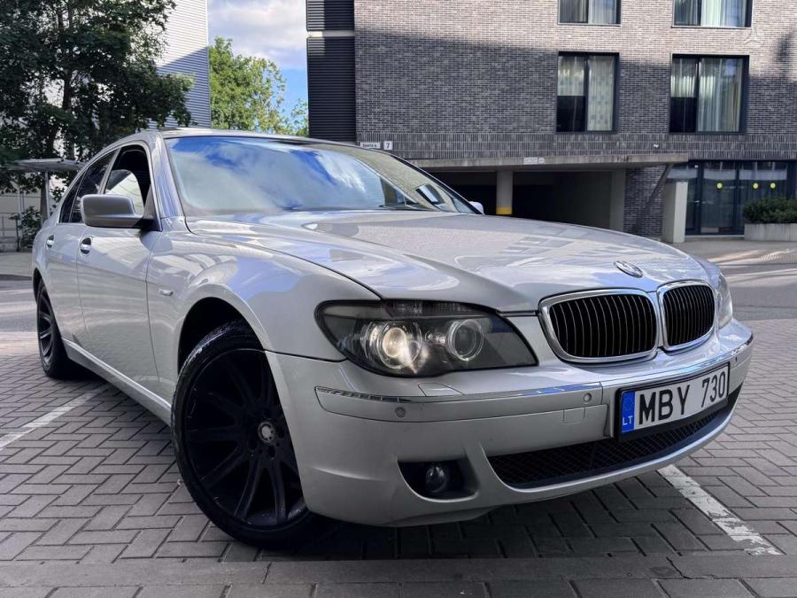 Grey BMW 730 2006 in Vilnius, with an engine capacity of 2.99 L and mileage of 336 thousand km for 3250 €, photo 5 on AUTOMOTO.COM.LV