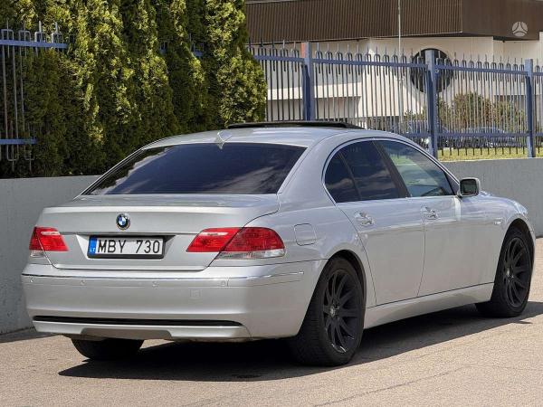 Pelēks BMW 730 2006 Viļņa, ar dzinēja tilpumu 2.99 L un nobraukumu 336 tūkst. km par 2999 €, foto 5 vietnē AUTOMOTO.COM.LV