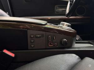 Grey BMW 730 2006 in Vilnius, with an engine capacity of 2.99 L and mileage of 336 thousand km for 2999 €, photo 20 on AUTOMOTO.COM.LV