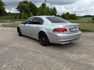 Grey BMW 730 2006 in Vilnius, with an engine capacity of 2.99 L and mileage of 330 thousand km for 3600 €, photo 4 on AUTOMOTO.COM.LV