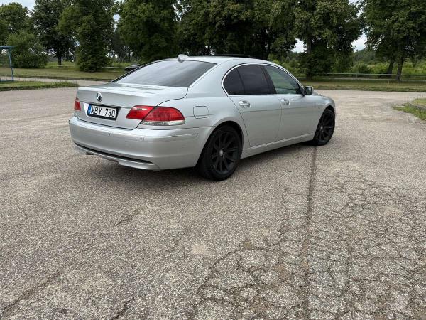 Grey BMW 730 2006 in Vilnius, with an engine capacity of 2.99 L and mileage of 330 thousand km for 3600 €, photo 6 on AUTOMOTO.COM.LV