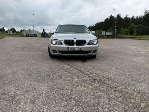 Grey BMW 730 2006 in Vilnius, with an engine capacity of 2.99 L and mileage of 330 thousand km for 3600 €, photo 12 on AUTOMOTO.COM.LV
