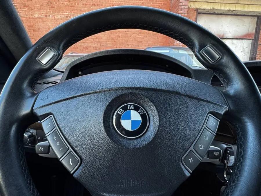 Pelēks BMW 730 2006 Daugavpils, ar dzinēja tilpumu 3.00 L un nobraukumu 310 tūkst. km par 5300 €, foto 21 vietnē AUTOMOTO.COM.LV