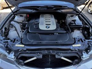 Pelēks BMW 730 2006 Daugavpils, ar dzinēja tilpumu 3.00 L un nobraukumu 310 tūkst. km par 5300 €, foto 33 vietnē AUTOMOTO.COM.LV