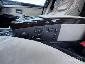 Pelēks BMW 730 2006 Daugavpils, ar dzinēja tilpumu 3.00 L un nobraukumu 0 tūkst. km par 5300 €, foto 25 vietnē AUTOMOTO.COM.LV