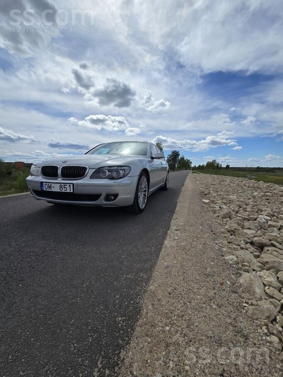 Pelēks BMW 730 2006 Jēkabpils, ar dzinēja tilpumu 3.00 L un nobraukumu 405 tūkst. km par 5900 €, foto 17 vietnē AUTOMOTO.COM.LV