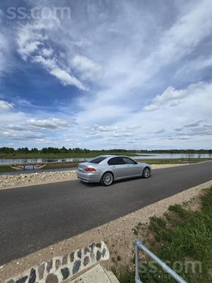 Pelēks BMW 730 2006 Jēkabpils, ar dzinēja tilpumu 3.00 L un nobraukumu 405 tūkst. km par 5900 €, foto 18 vietnē AUTOMOTO.COM.LV
