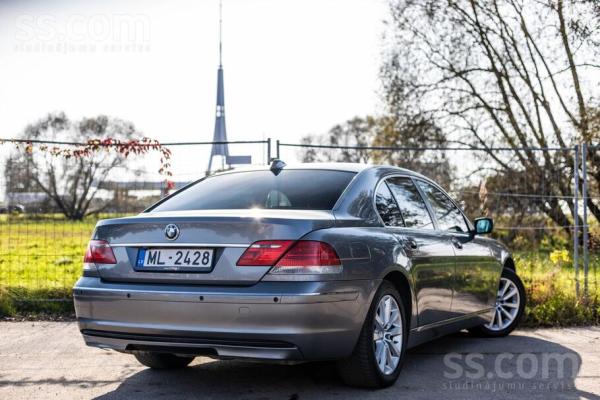 БМВ 730 2006 в Рига на AUTOMOTO.COM.LV Серый БМВ 730 2006 в Рига, объемом двигателя 3.00 л и пробегом 364 тыс. км за 5990 €, фото 8 на AUTOMOTO.COM.LV