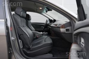 Grey BMW 730 2007 in Riga, with an engine capacity of 3.00 L and mileage of 352 thousand km for 5500 €, photo 10 on AUTOMOTO.COM.LV