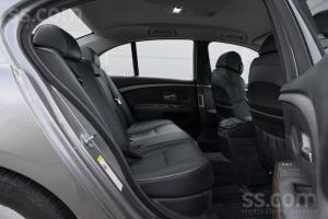 Grey BMW 730 2007 in Riga, with an engine capacity of 3.00 L and mileage of 352 thousand km for 5500 €, photo 12 on AUTOMOTO.COM.LV