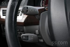 Grey BMW 730 2007 in Riga, with an engine capacity of 3.00 L and mileage of 352 thousand km for 5500 €, photo 16 on AUTOMOTO.COM.LV