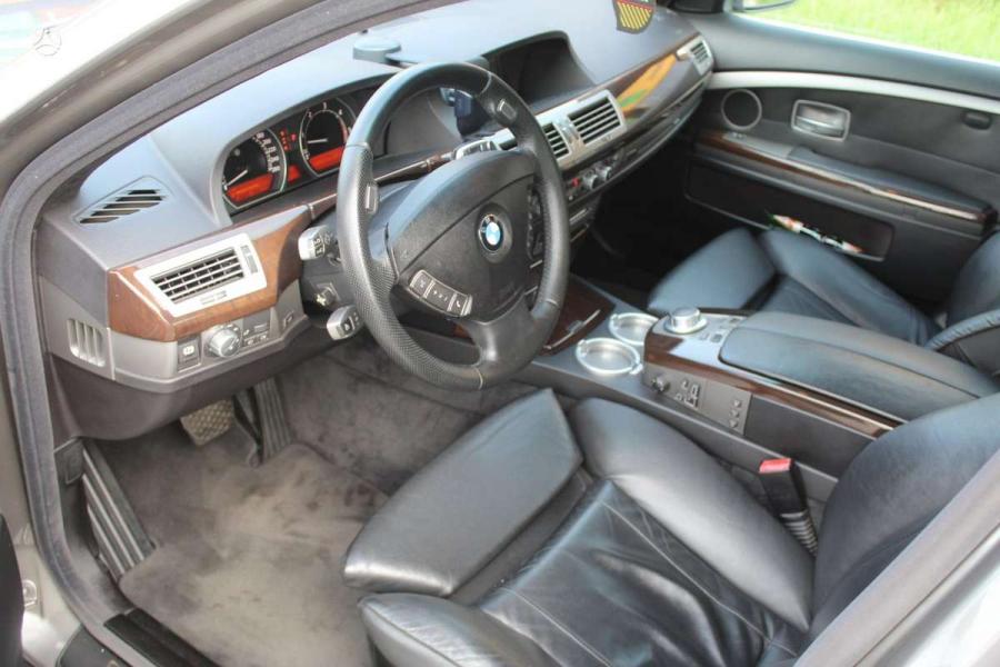 Pelēks BMW 730 2007 Klaipėda, ar dzinēja tilpumu 2.99 L un nobraukumu 339 tūkst. km par 5150 €, foto 17 vietnē AUTOMOTO.COM.LV