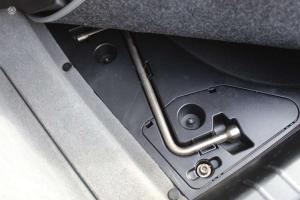 Pelēks BMW 730 2007 Klaipėda, ar dzinēja tilpumu 2.99 L un nobraukumu 339 tūkst. km par 5150 €, foto 27 vietnē AUTOMOTO.COM.LV