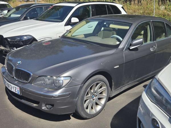 Grey BMW 730 2007 in Jurbarkas, with an engine capacity of 3.00 L and mileage of 309 thousand km for 3600 €, photo 3 on AUTOMOTO.COM.LV