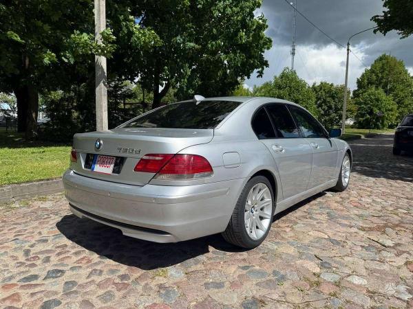 Grey BMW 730 2007 in Vilnius, with an engine capacity of 3.00 L and mileage of 308 thousand km for 4999 €, photo 2 on AUTOMOTO.COM.LV