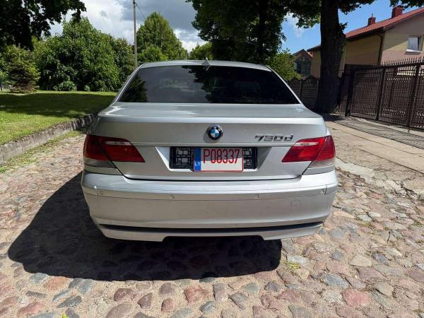 Grey BMW 730 2007 in Vilnius, with an engine capacity of 3.00 L and mileage of 308 thousand km for 4999 €, photo 6 on AUTOMOTO.COM.LV