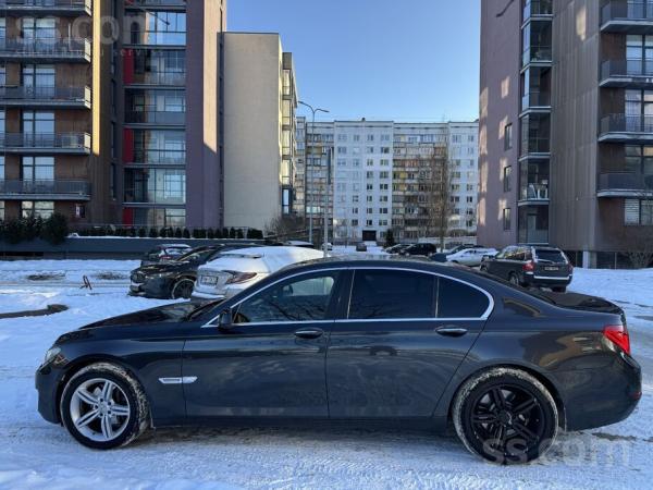 Pelēks BMW 730 2008 Rīga, ar dzinēja tilpumu 3.00 L un nobraukumu 345 tūkst. km par 7990 €, foto 5 vietnē AUTOMOTO.COM.LV