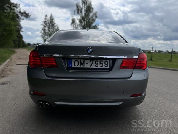 Grey BMW 730 2008 in Riga, with an engine capacity of 3.00 L and mileage of 0 thousand km for 6995 €, photo 7 on AUTOMOTO.COM.LV