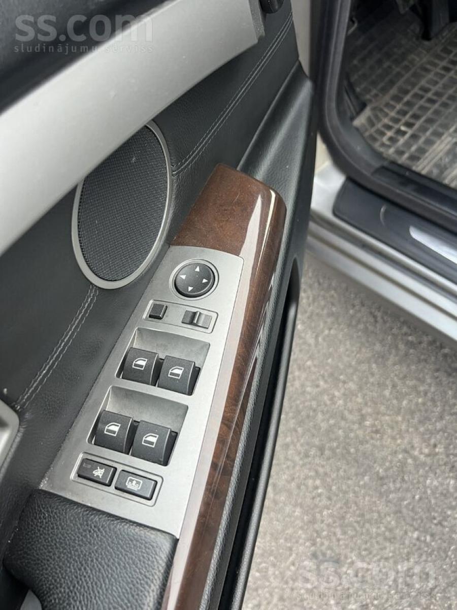 Pelēks BMW 730 2008 Bauska, ar dzinēja tilpumu 3.00 L un nobraukumu 359 tūkst. km par 8199 €, foto 11 vietnē AUTOMOTO.COM.LV