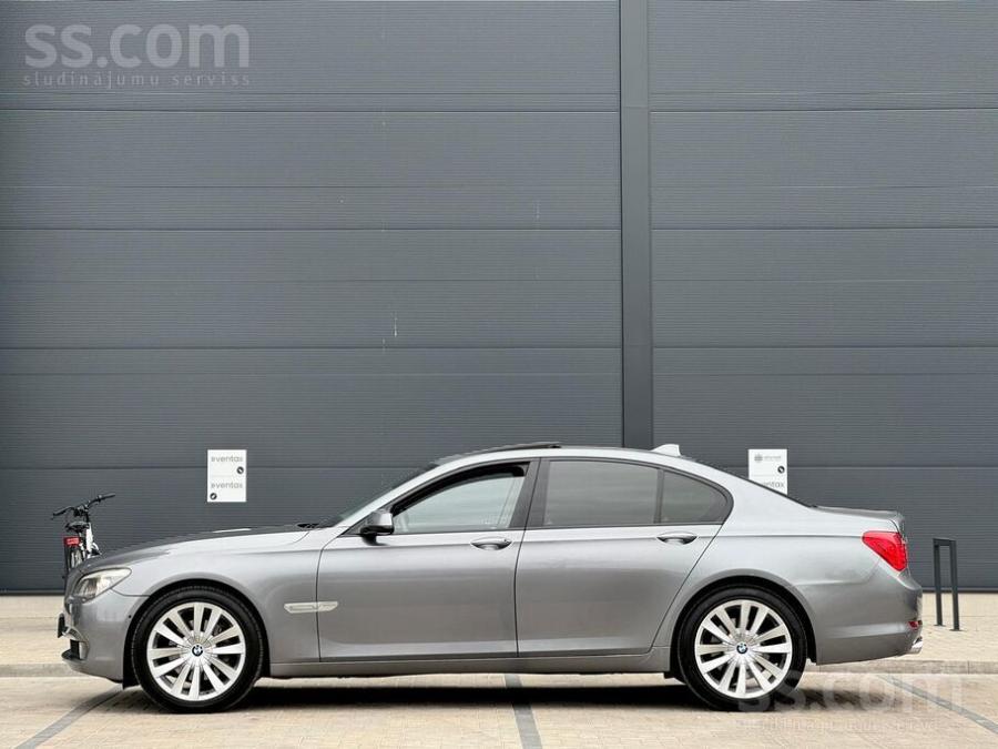 Pelēks BMW 730 2008 Rīga, ar dzinēja tilpumu 3.00 L un nobraukumu 0 tūkst. km par 7950 €, foto 12 vietnē AUTOMOTO.COM.LV