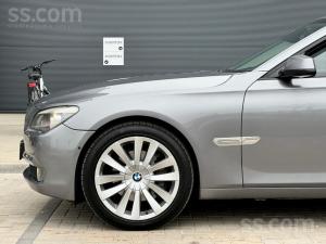 Pelēks BMW 730 2008 Rīga, ar dzinēja tilpumu 3.00 L un nobraukumu 0 tūkst. km par 7950 €, foto 13 vietnē AUTOMOTO.COM.LV