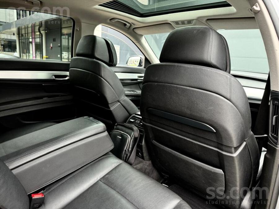 Pelēks BMW 730 2008 Rīga, ar dzinēja tilpumu 3.00 L un nobraukumu 0 tūkst. km par 7950 €, foto 31 vietnē AUTOMOTO.COM.LV