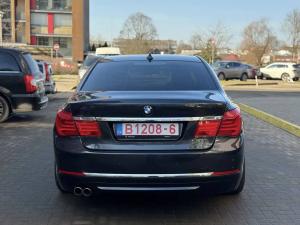 Grey BMW 730 2008 in Riga, with an engine capacity of 3.00 L and mileage of 345 thousand km for 8990 €, photo 5 on AUTOMOTO.COM.LV