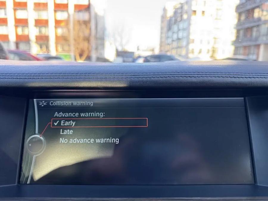 Grey BMW 730 2008 in Riga, with an engine capacity of 3.00 L and mileage of 345 thousand km for 8990 €, photo 21 on AUTOMOTO.COM.LV