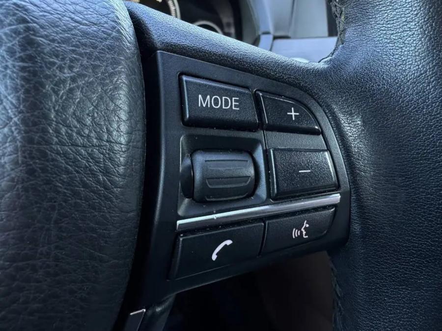 Grey BMW 730 2008 in Riga, with an engine capacity of 3.00 L and mileage of 345 thousand km for 8990 €, photo 29 on AUTOMOTO.COM.LV