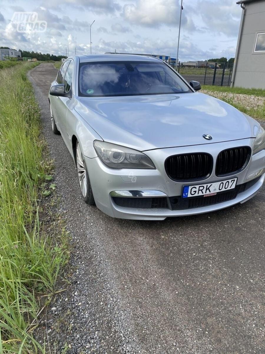 Pelēks BMW 730 2008 Šilutė, ar dzinēja tilpumu 3.00 L un nobraukumu 312 tūkst. km par 6500 €, foto 3 vietnē AUTOMOTO.COM.LV