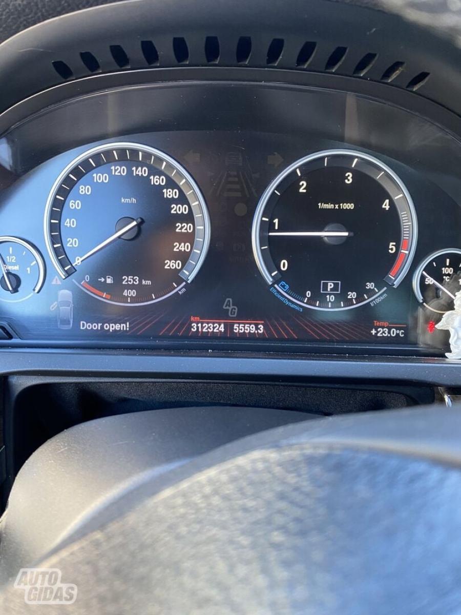 Pelēks BMW 730 2008 Šilutė, ar dzinēja tilpumu 3.00 L un nobraukumu 312 tūkst. km par 6500 €, foto 5 vietnē AUTOMOTO.COM.LV
