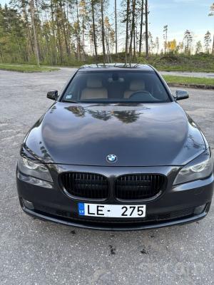 Pelēks BMW 730 2009 Cēsis, ar dzinēja tilpumu 3.00 L un nobraukumu 366 tūkst. km par 8700 €, foto 3 vietnē AUTOMOTO.COM.LV