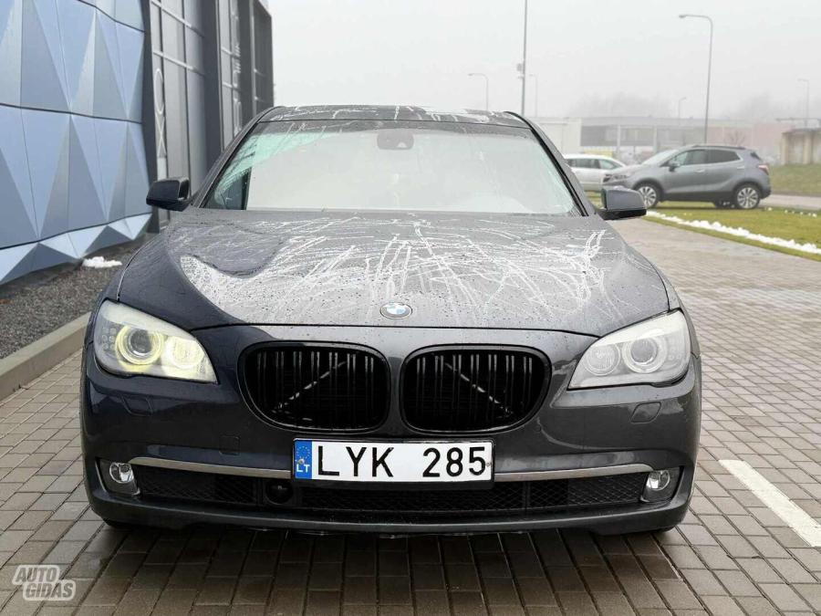 Pelēks BMW 730 2009 Šilutė, ar dzinēja tilpumu 3.00 L un nobraukumu 340 tūkst. km par 8500 €, foto 6 vietnē AUTOMOTO.COM.LV