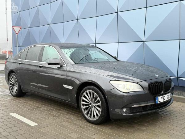 Pelēks BMW 730 2009 Šilutė, ar dzinēja tilpumu 3.00 L un nobraukumu 340 tūkst. km par 8500 €, foto 9 vietnē AUTOMOTO.COM.LV