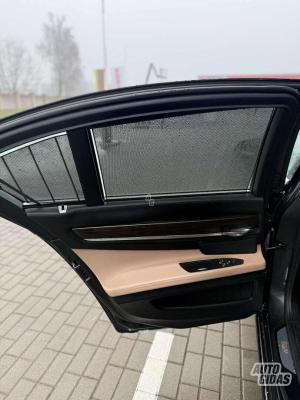Pelēks BMW 730 2009 Šilutė, ar dzinēja tilpumu 3.00 L un nobraukumu 340 tūkst. km par 8500 €, foto 17 vietnē AUTOMOTO.COM.LV