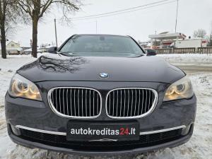 Grey BMW 730 2009 in Siauliai, with an engine capacity of 2.99 L and mileage of 315 thousand km for 9450 €, photo 2 on AUTOMOTO.COM.LV
