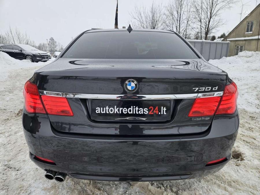 Grey BMW 730 2009 in Siauliai, with an engine capacity of 2.99 L and mileage of 315 thousand km for 9450 €, photo 10 on AUTOMOTO.COM.LV
