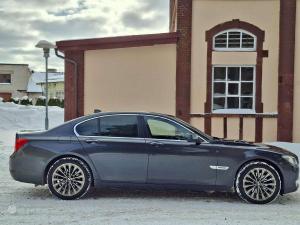 Grey BMW 730 2009 in Silute, with an engine capacity of 3.00 L and mileage of 380 thousand km for 8500 €, photo 3 on AUTOMOTO.COM.LV