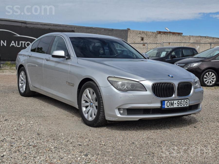 Pelēks BMW 730 2009 Liepāja, ar dzinēja tilpumu 3.00 L un nobraukumu 386 tūkst. km par 7600 €, foto 5 vietnē AUTOMOTO.COM.LV