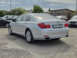 Pelēks BMW 730 2009 Liepāja, ar dzinēja tilpumu 3.00 L un nobraukumu 386 tūkst. km par 7600 €, foto 9 vietnē AUTOMOTO.COM.LV