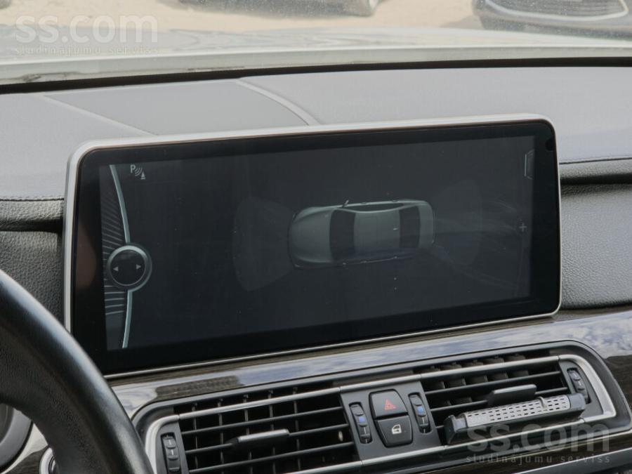Pelēks BMW 730 2009 Liepāja, ar dzinēja tilpumu 3.00 L un nobraukumu 386 tūkst. km par 7600 €, foto 25 vietnē AUTOMOTO.COM.LV