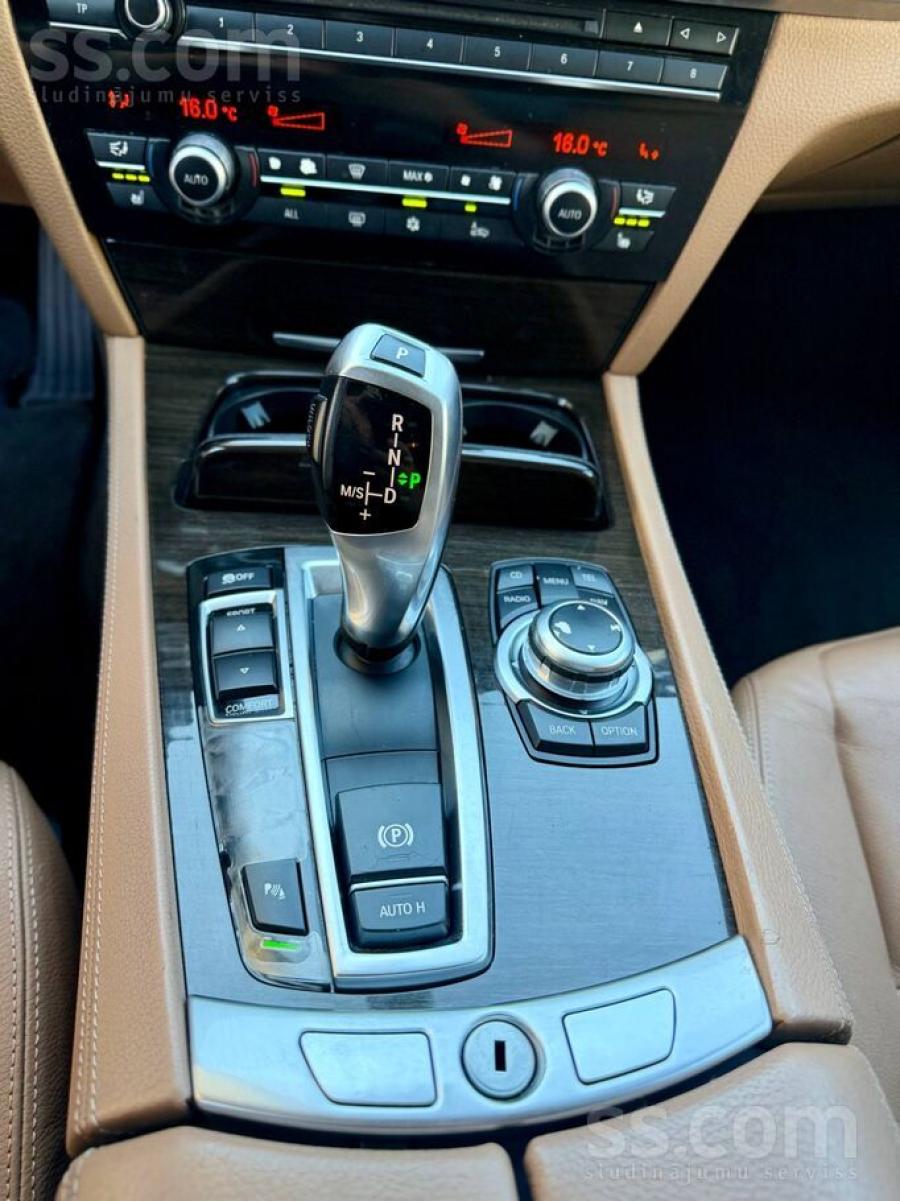 Grey BMW 730 2009 in Riga, with an engine capacity of 3.00 L and mileage of 350 thousand km for 7500 €, photo 11 on AUTOMOTO.COM.LV