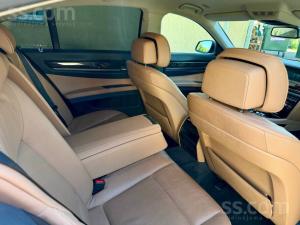 Grey BMW 730 2009 in Riga, with an engine capacity of 3.00 L and mileage of 350 thousand km for 7500 €, photo 18 on AUTOMOTO.COM.LV