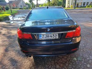 Grey BMW 730 2009 in Kedainiai, with an engine capacity of 2.99 L and mileage of 362 thousand km for 7650 €, photo 6 on AUTOMOTO.COM.LV