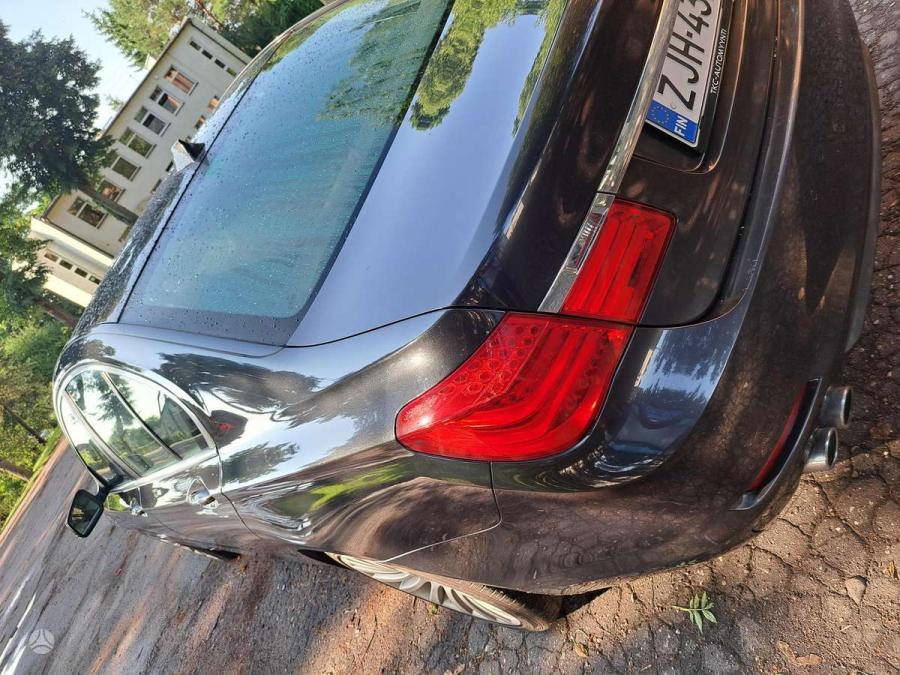 Grey BMW 730 2009 in Kedainiai, with an engine capacity of 2.99 L and mileage of 362 thousand km for 7650 €, photo 11 on AUTOMOTO.COM.LV