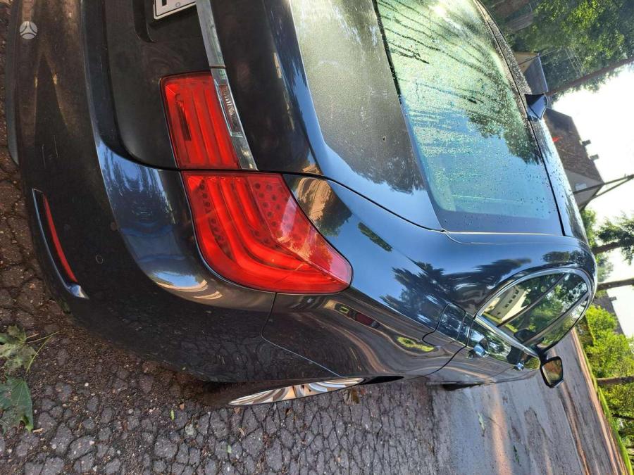 Grey BMW 730 2009 in Kedainiai, with an engine capacity of 2.99 L and mileage of 362 thousand km for 7650 €, photo 12 on AUTOMOTO.COM.LV